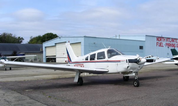Piper Arrow – Beverly Flight Center