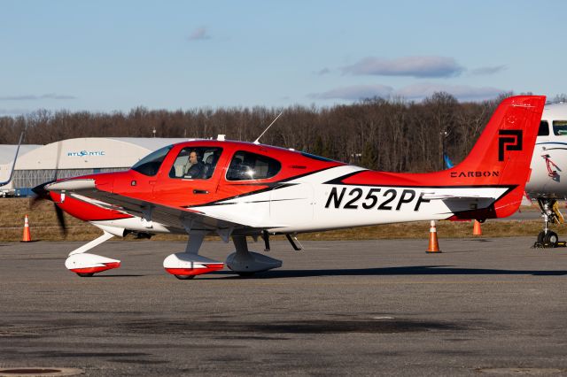 Cirrus – Beverly Flight Center